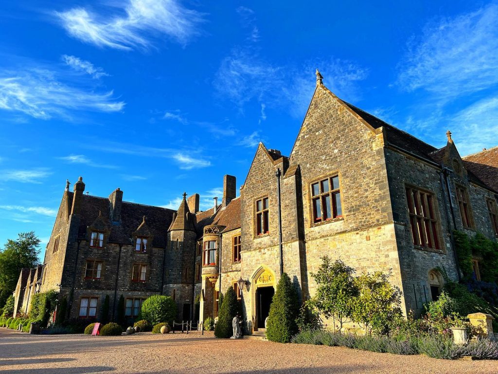 Huntsham Court - Perfect Wedding & Event DJs